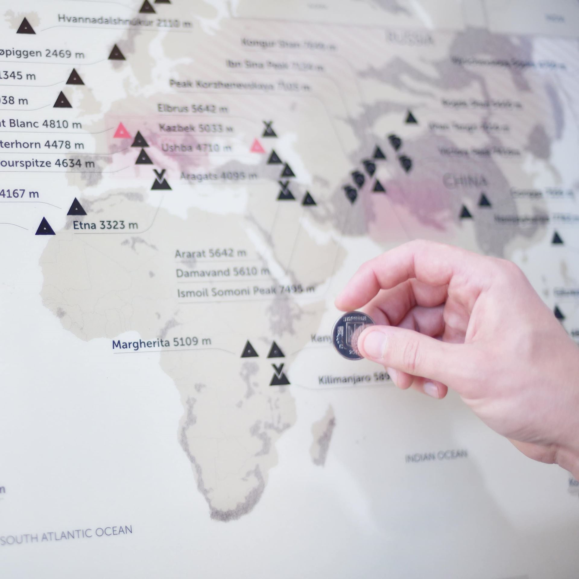 Mapa Zdrapka – Szczyty Świata - GodsToys.pl